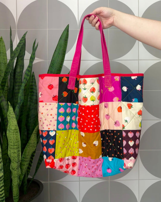 Charm Pack Tote: Tutorial – Wyldwood Creative