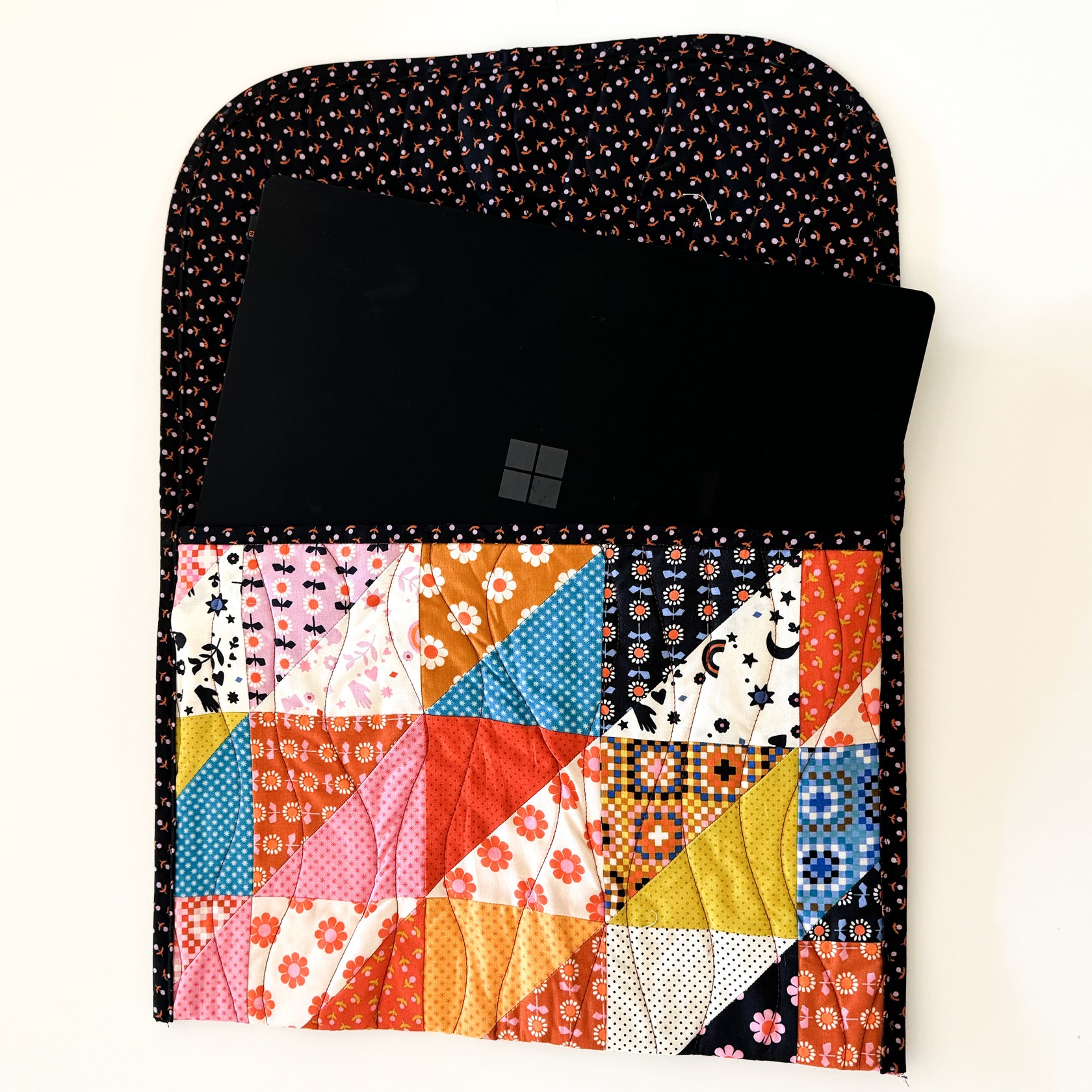 Quilted Laptop Sleeve Pattern - Digital Download – Wyldwood Creative